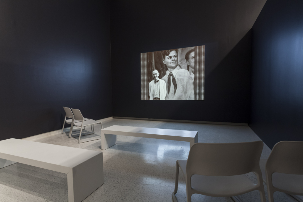 Storyteller: The Photographs of Duane Michals — Carnegie Museum of Art