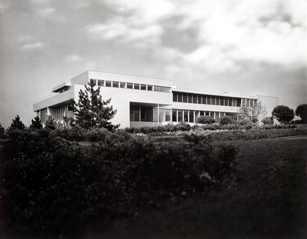 Windshield: Richard Neutra — Carnegie Museum of Art